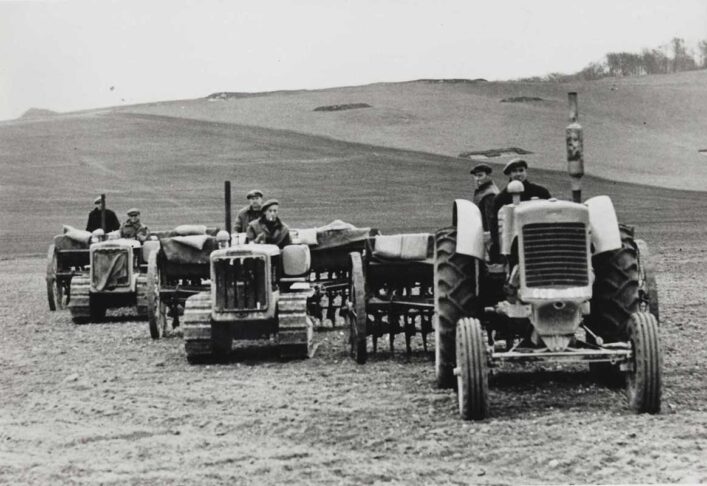 Italian POWs from Royston Camp at Harvest | World War Two | Herts Memories