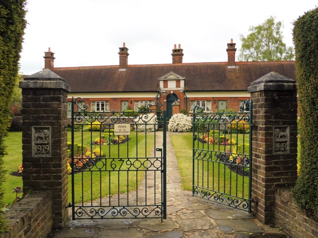 Chipping Barnet. Ravenscroft or Jesus Hospital | Almshouses, Barnet ...