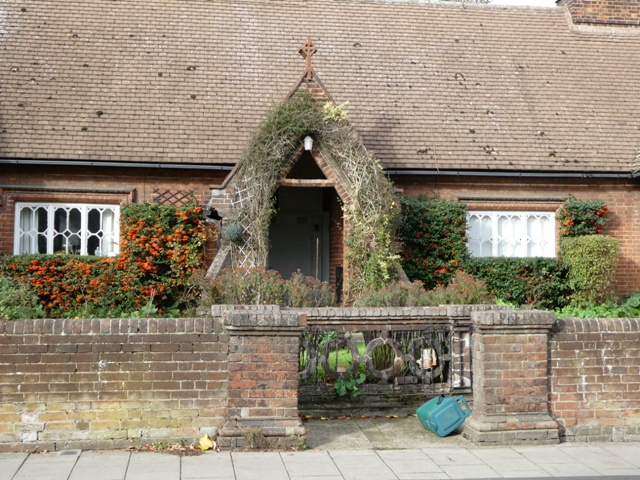 St Albans. Bennett & Dudding or St Peter's Road | Almshouses, St Albans ...