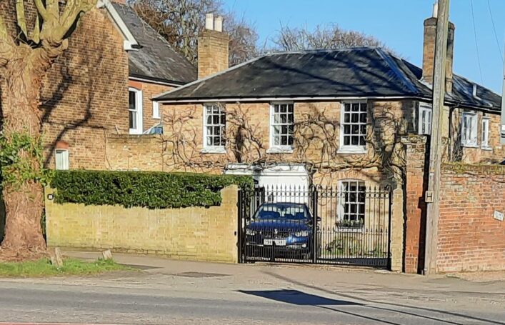 Hoddesdon High Street — South End | Grade 2 Listed Buildings, Hoddesdon ...