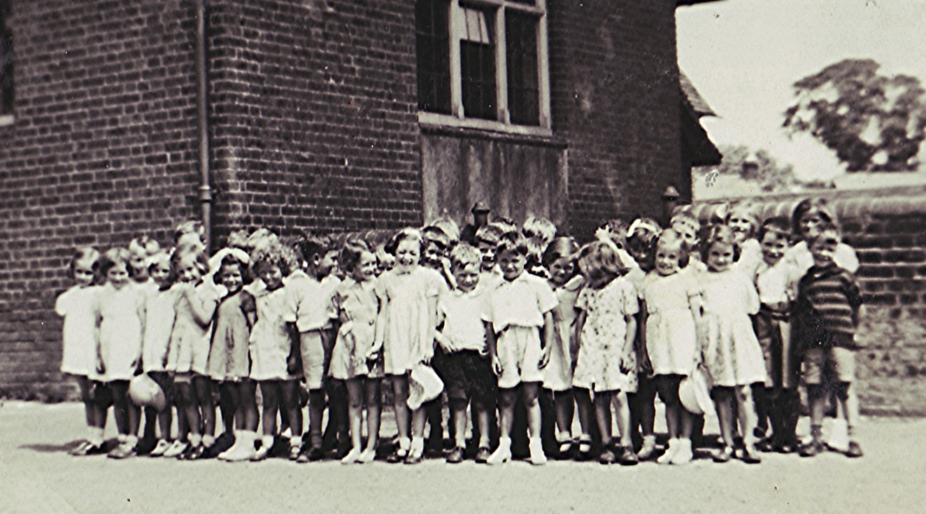 Infants School Class | Redbourn Infant Schools | Herts Memories