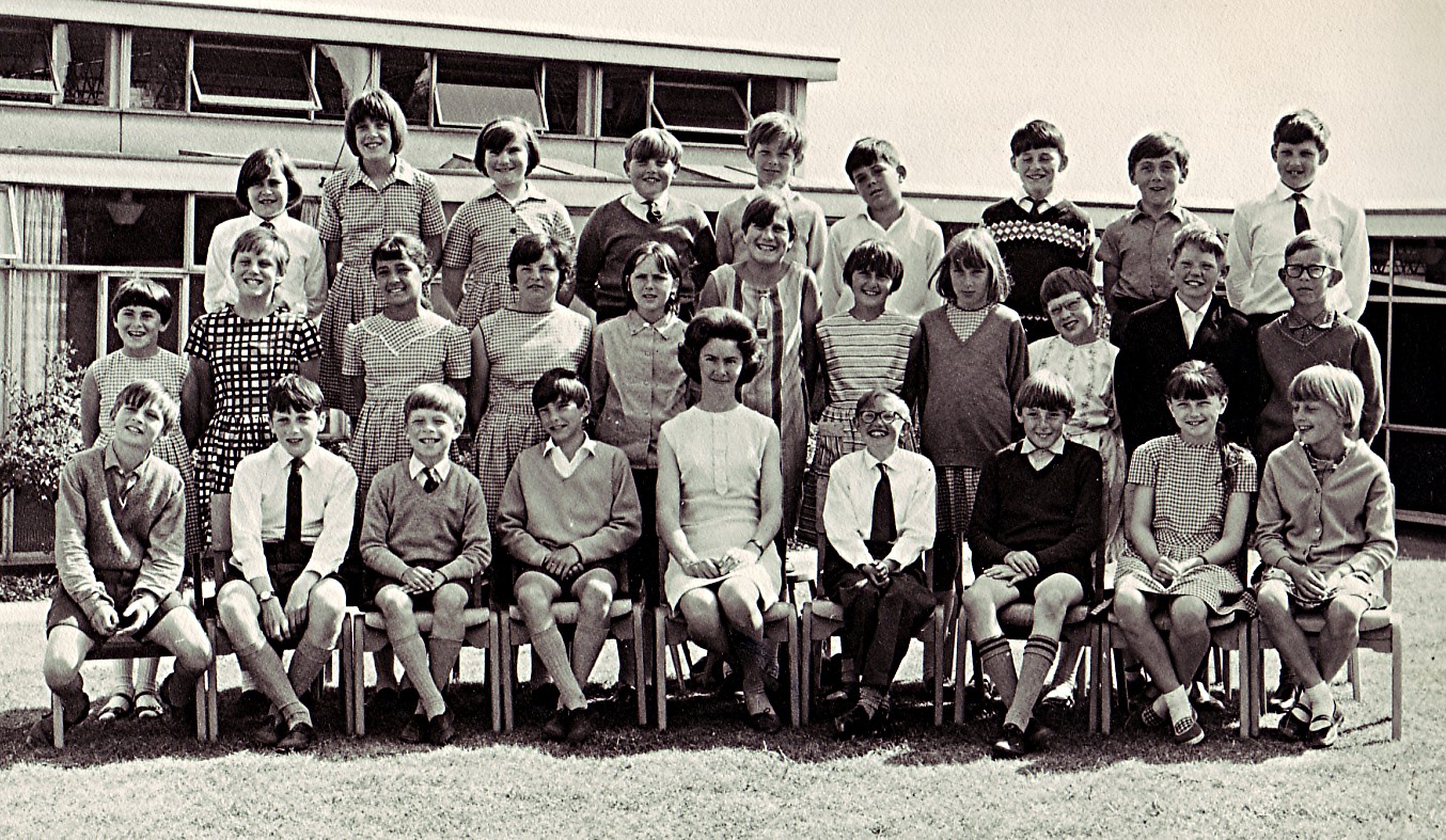 Junior School Class, c.1969 | Redbourn Junior Schools | Herts Memories