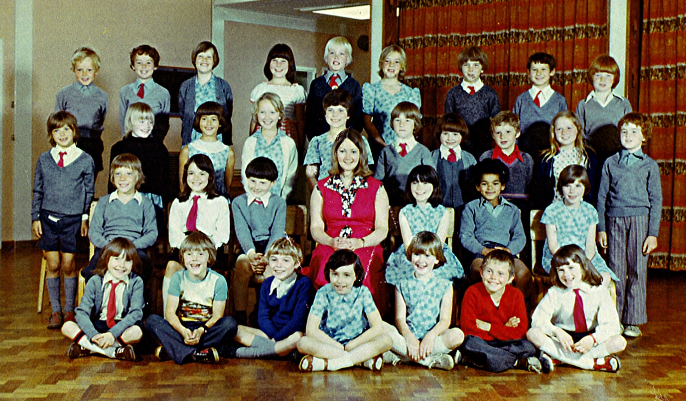Junior School Class | Redbourn Junior Schools | Herts Memories