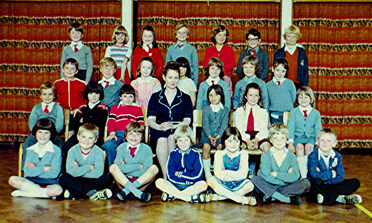 Junior School Class | Redbourn Junior Schools | Herts Memories