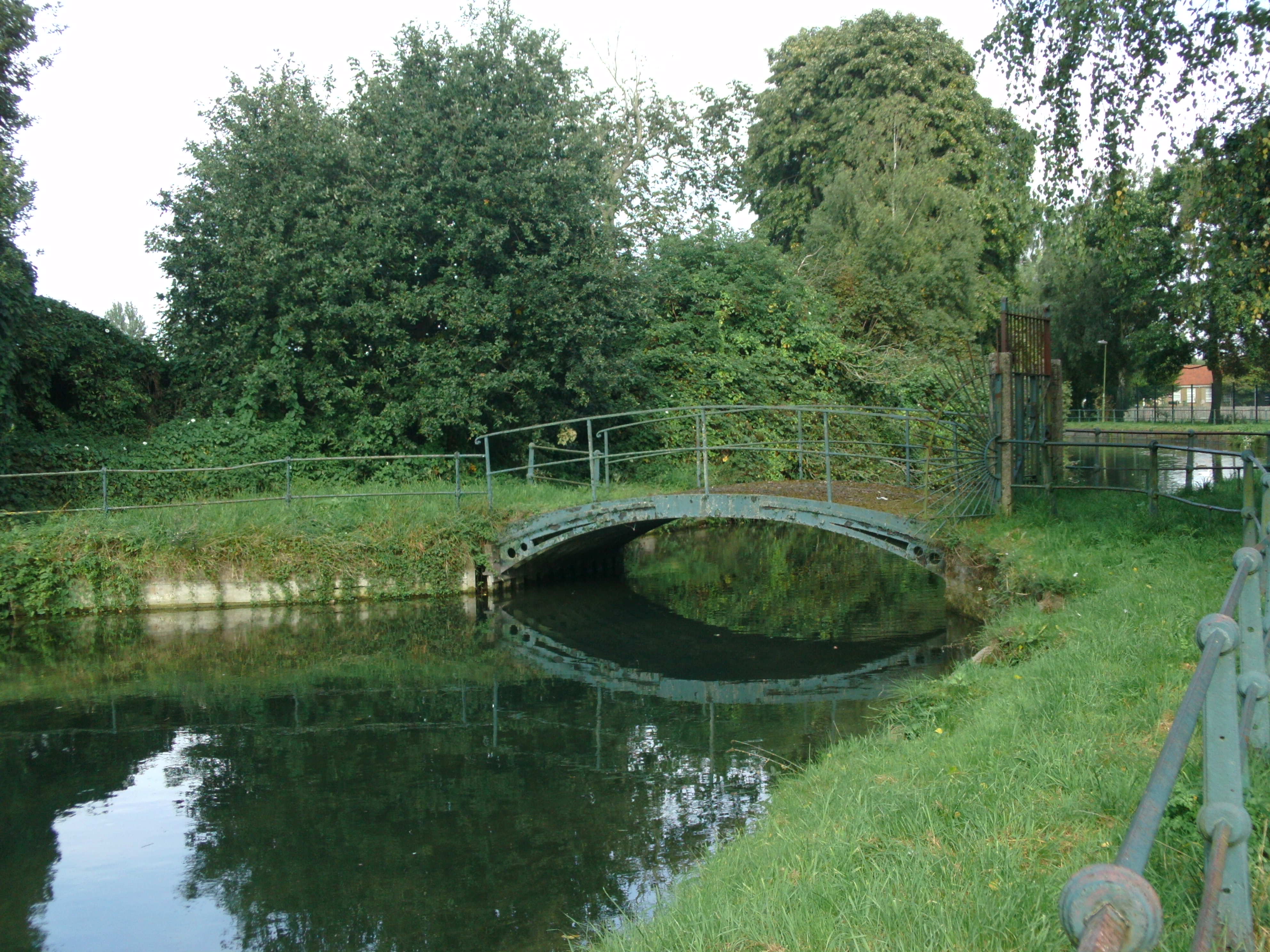 4. Broxbourne to Cheshunt | Walks along the New River | Herts Memories