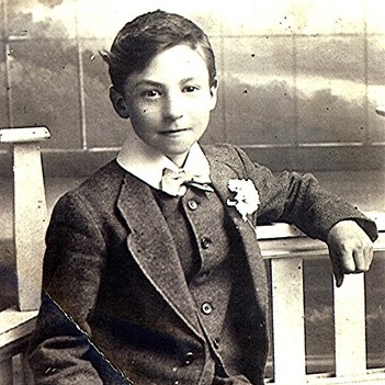 Bill Chatfield | Redbourn Individuals A-C by surname | Herts Memories