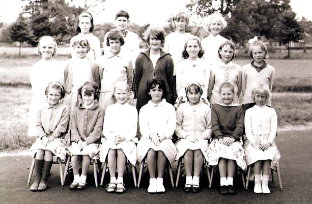 Girls School Class | Redbourn Girls' Schools | Herts Memories