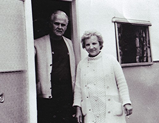 Ralph & Gladys Simms | Redbourn Groups by surname S-U | Herts Memories