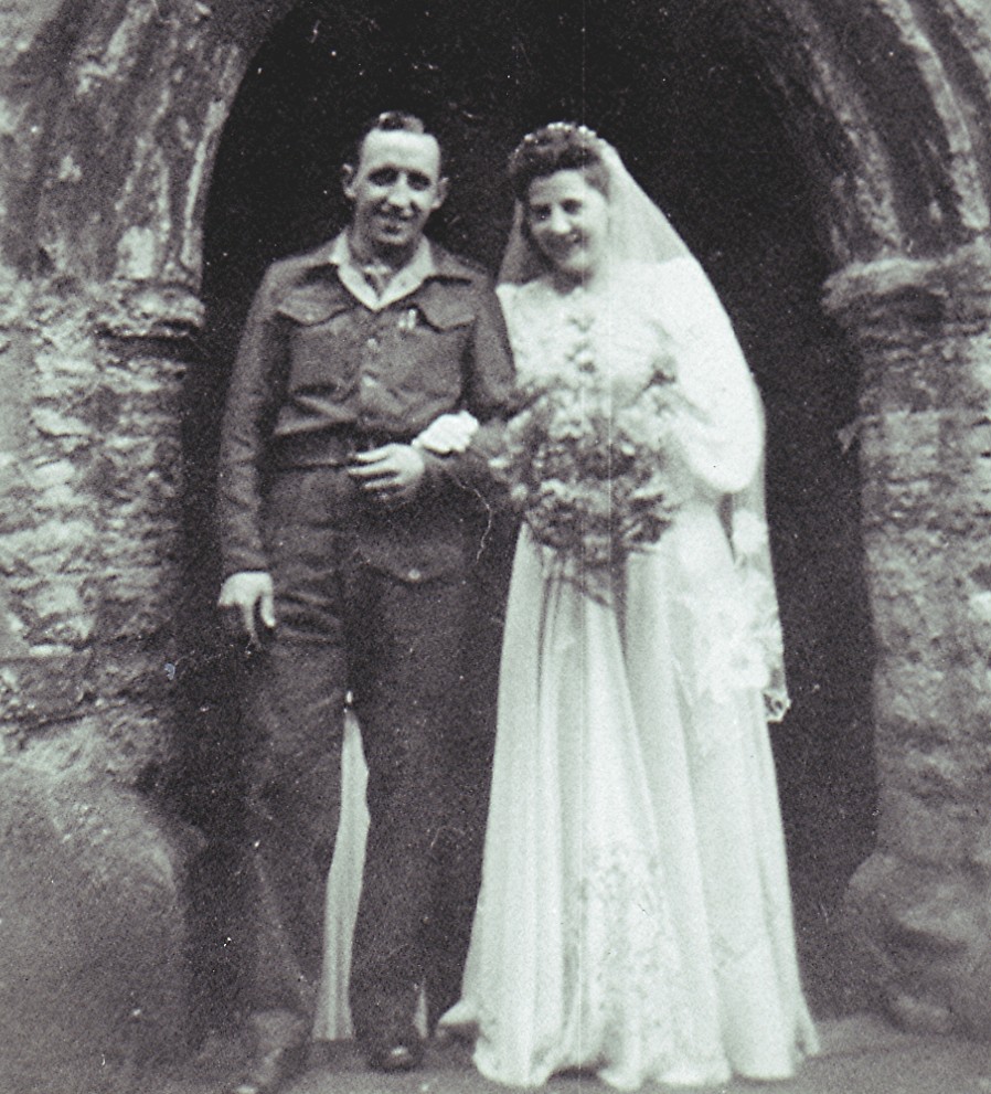 Heard & Howard | Redbourn Weddings G-I | Herts Memories