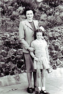 Rene & Gillian Hall | Redbourn Families G-I | Herts Memories