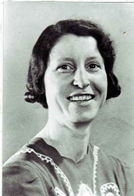 Rose Stevens | Redbourn Individuals G-I by surname | Herts Memories