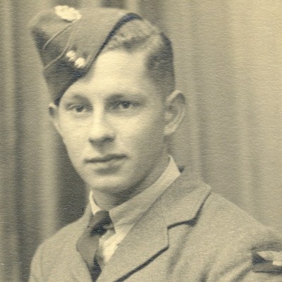 Sergeant Stanley Henry Welch | Armed Forces, World War Two | Herts Memories
