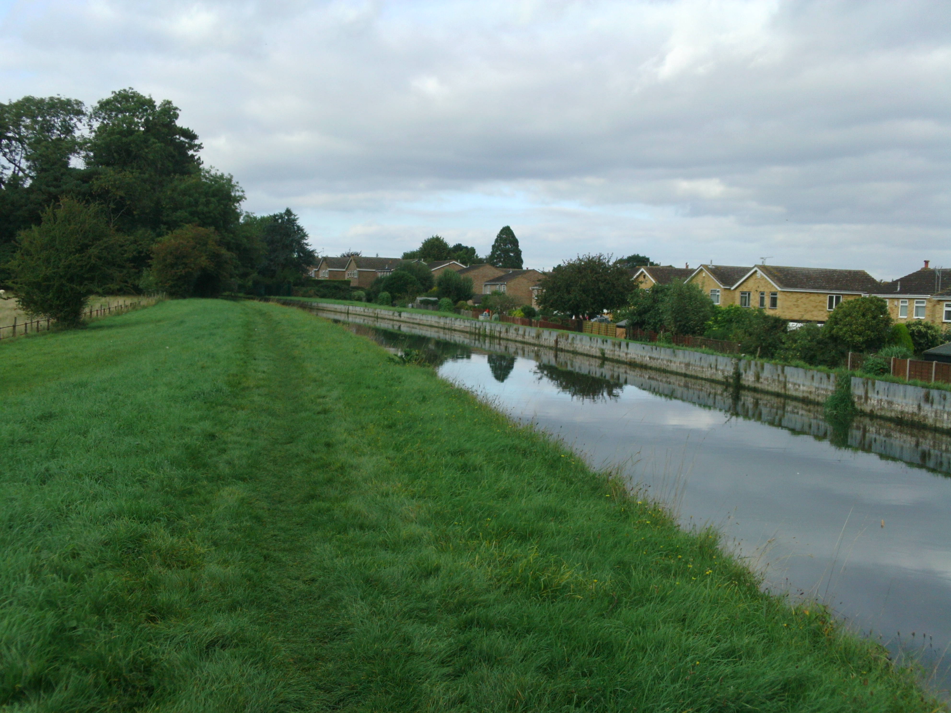 4. Broxbourne to Cheshunt | Walks along the New River | Herts Memories