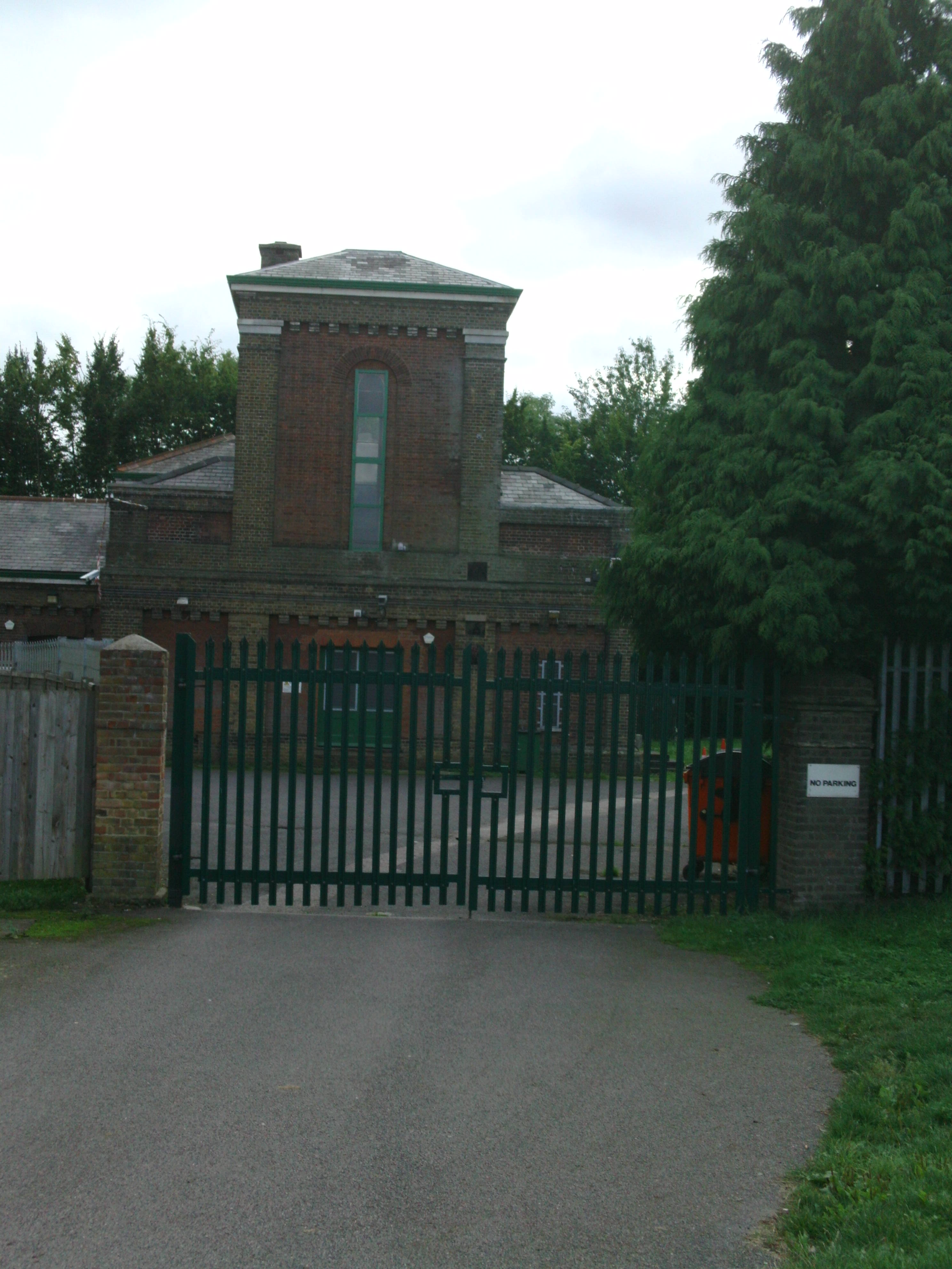 4. Broxbourne to Cheshunt | Walks along the New River | Herts Memories