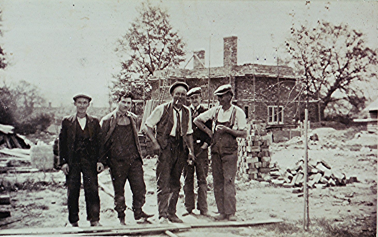 May Walker's Builders | Redbourn Photographs by May Walker, Redbourn ...